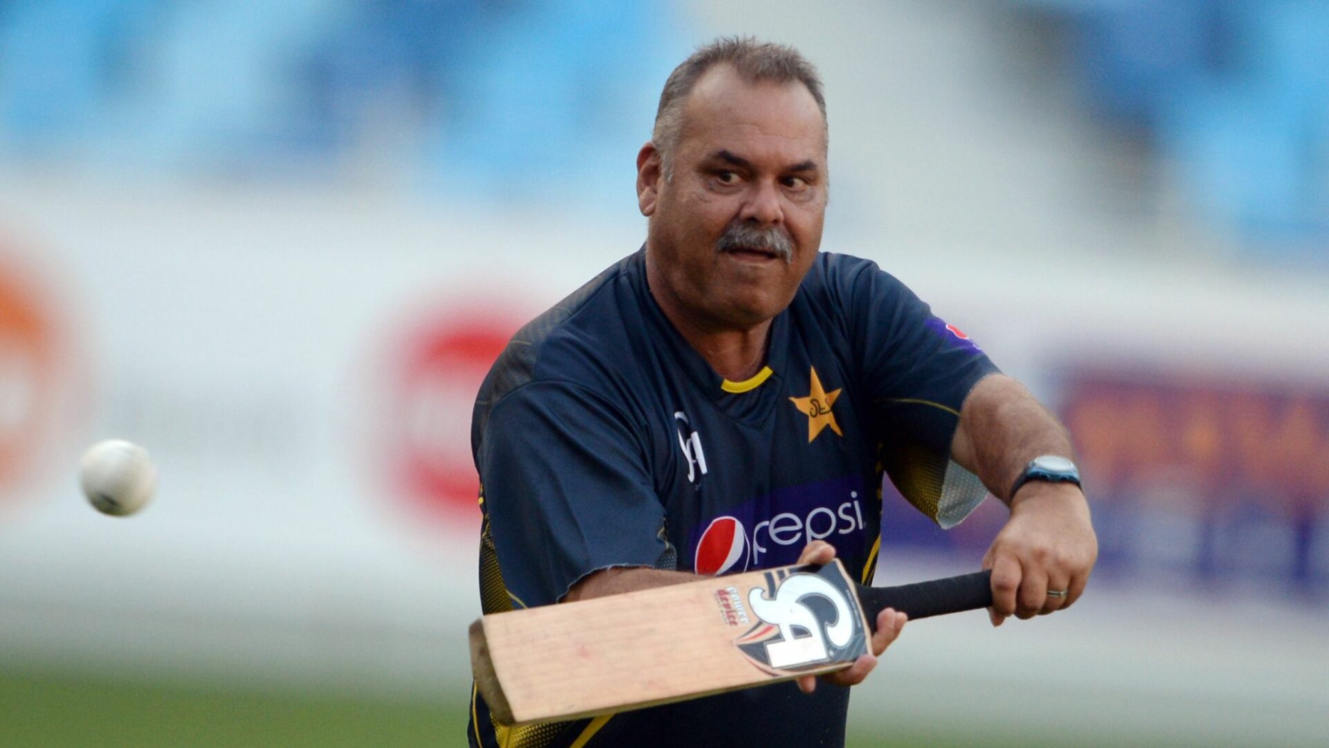 Top 10 Best cricket coaches - Sportslibro.com