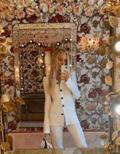 Sam Curran Wife (Isabella) | Love Life | Marriage | Kids - Sportslibro.com