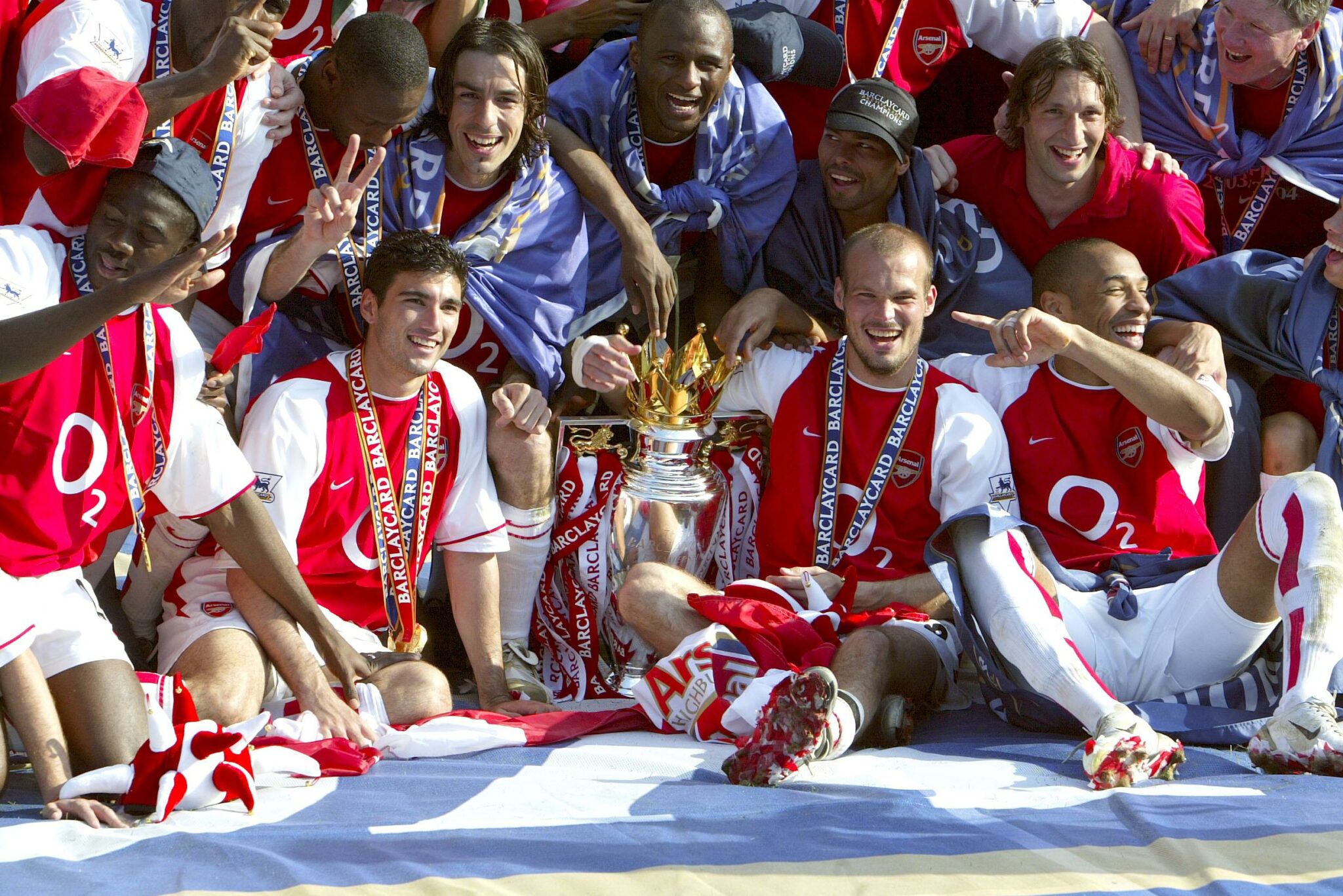 9 Football Teams That Played an Entire Season Without Losing ...