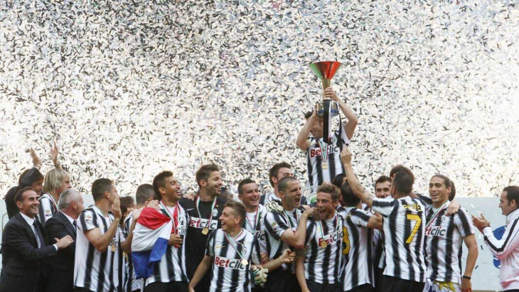 9 Football Teams That Played an Entire Season Without Losing ...